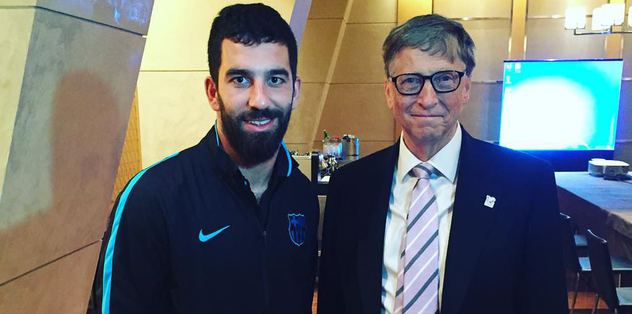 Arda’nın yeni arkadaşı Bill Gates - Son dakika Futbol haberleri - Fotomaç
