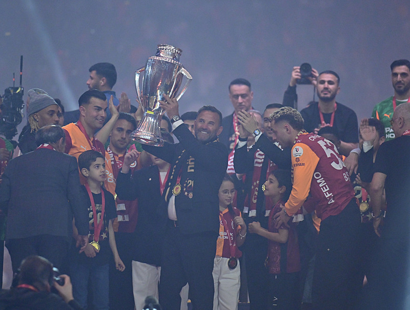 Manchester United’dan Galatasaray’a ’10 numara’ transfer!